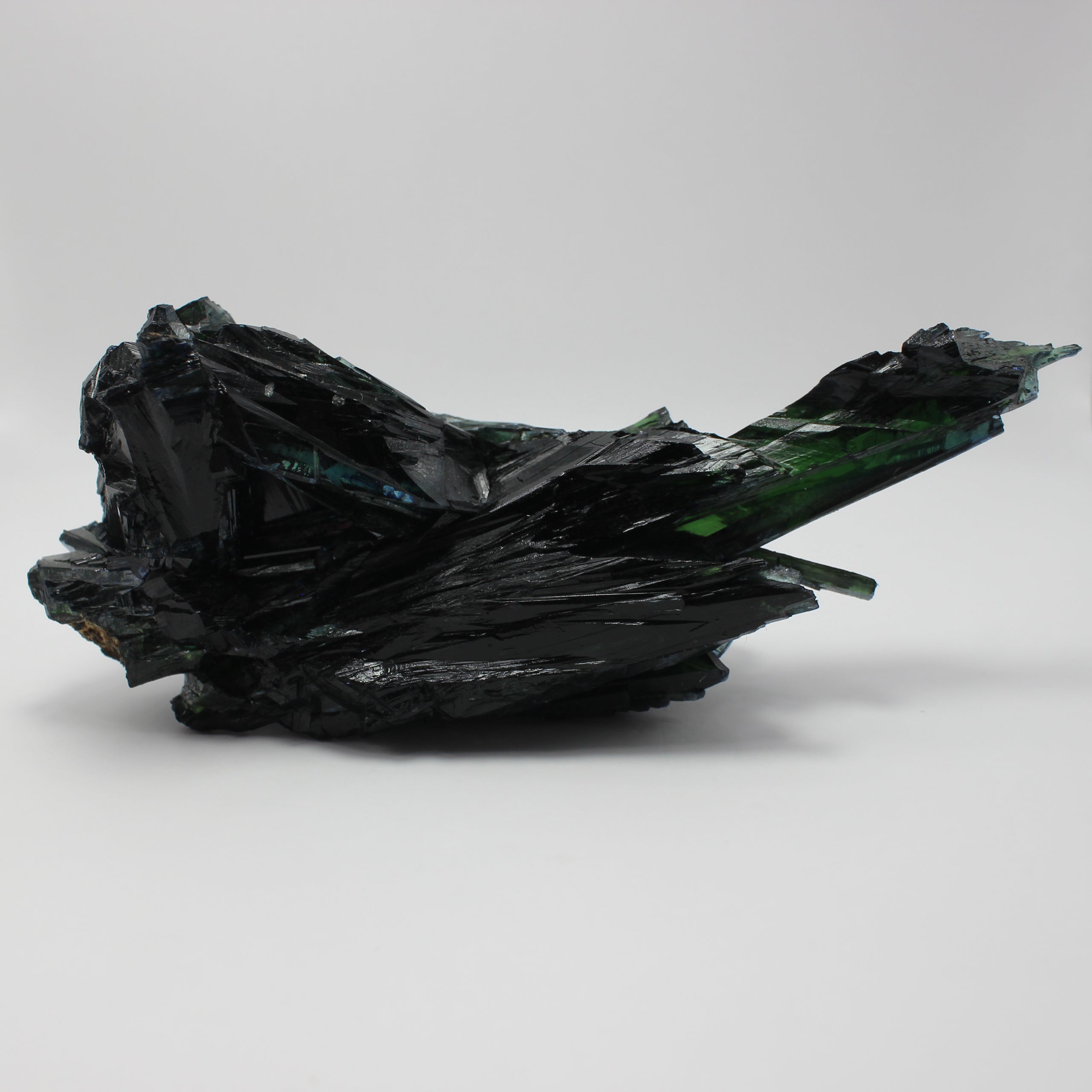 Best Interior Design Styles that Work with Unique Crystals & Stones ...